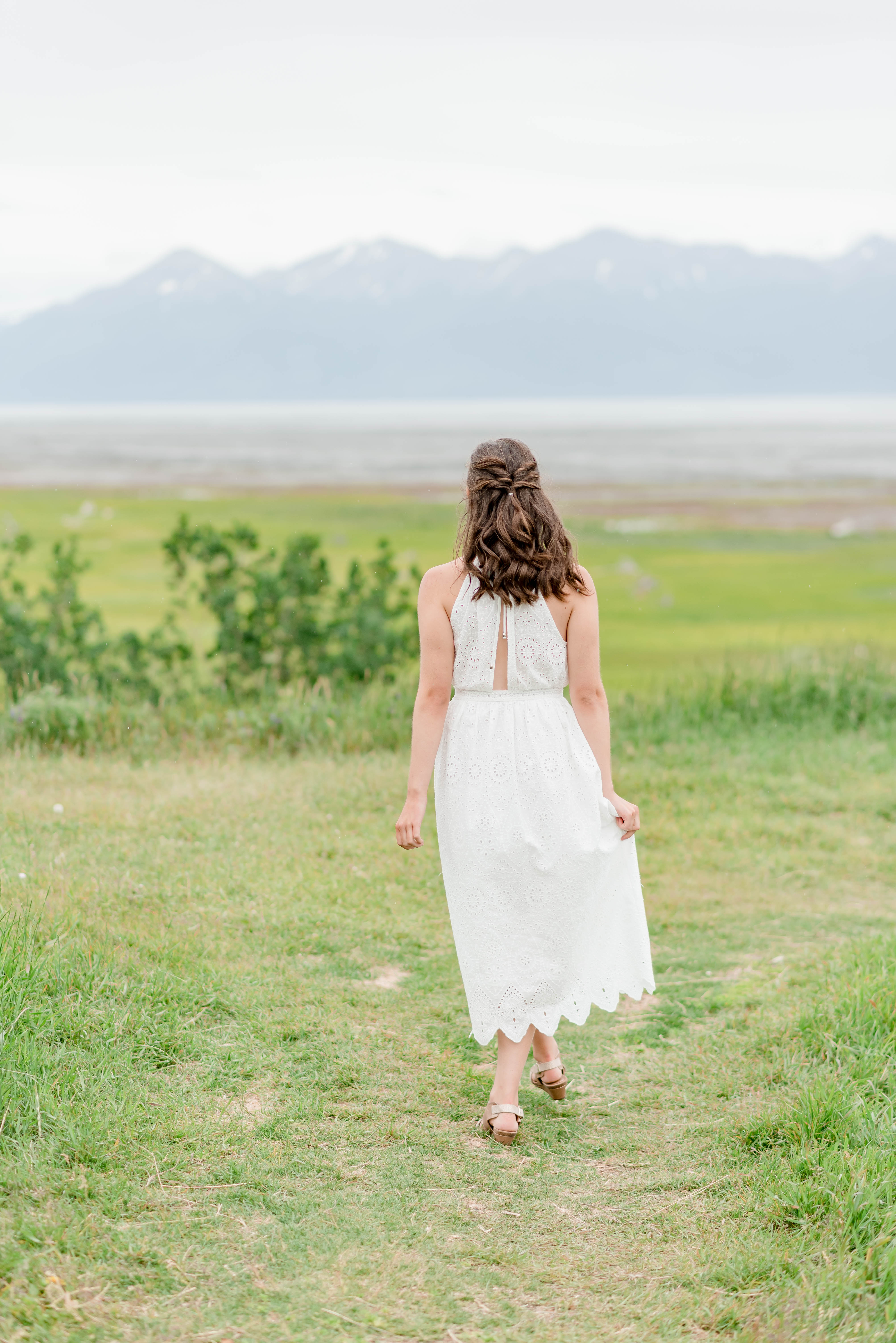 Zoe’s Alaska Destination Senior Portraits | captured-blog.com