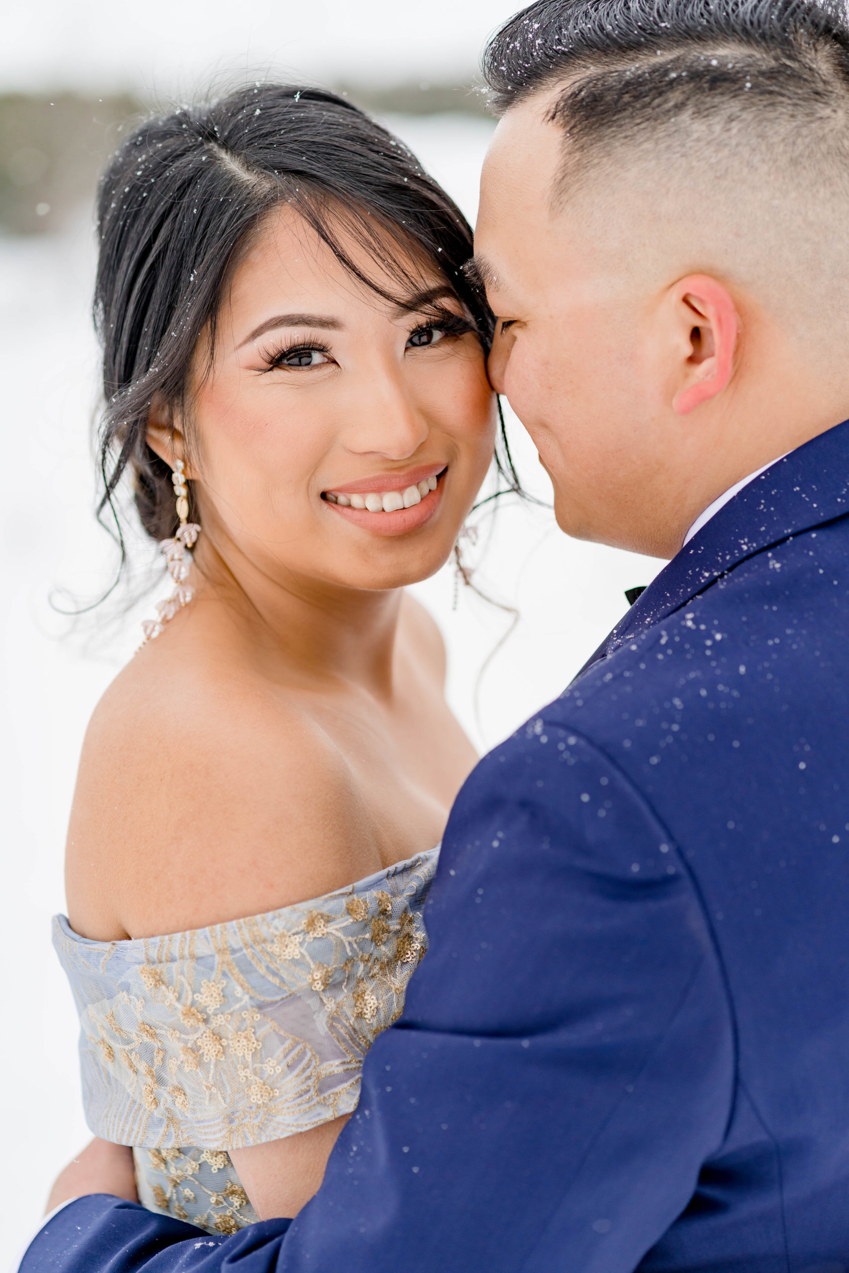 Xaviera and Chong’s Stunning Engagement Session at Flattop | captured ...